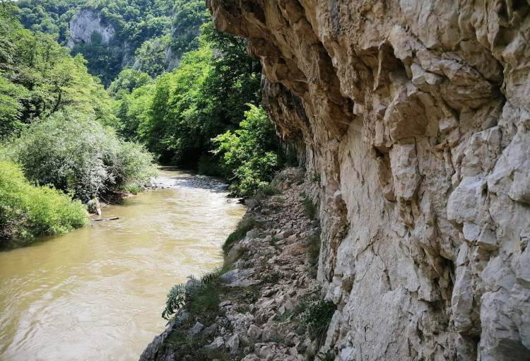 30+ Obiective turistice in Banatul Montan – Explorand Romania