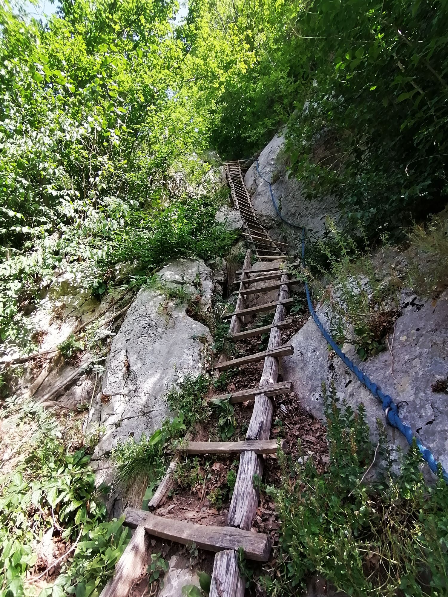 Inelet – scarile catre rai – Explorand Romania